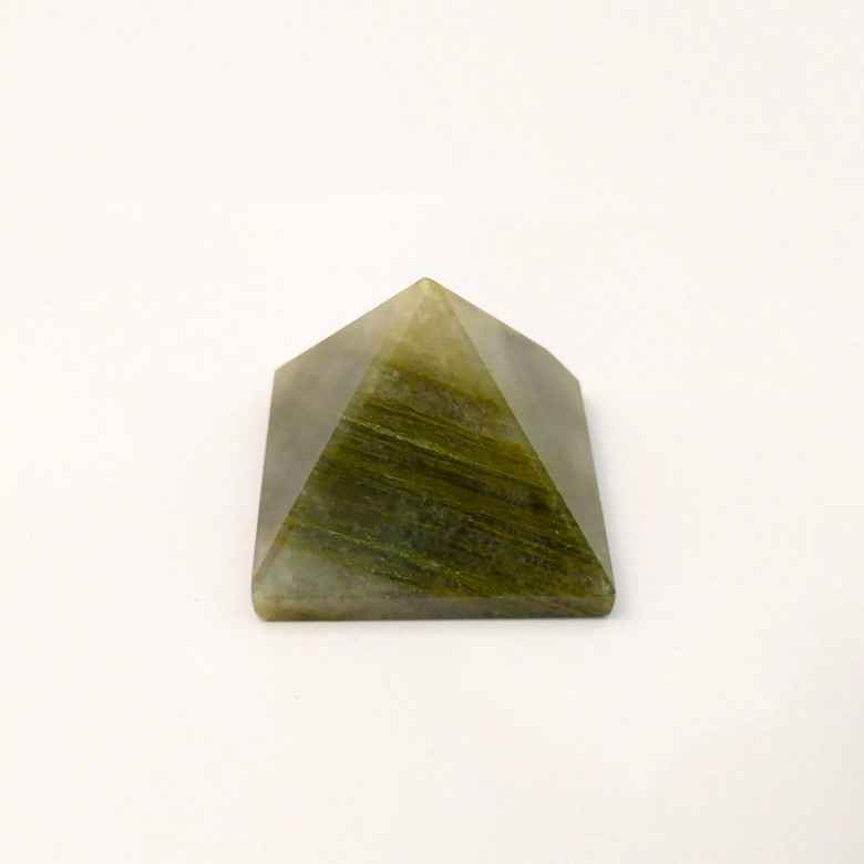 Vessonite Crystal Pyramid – Pandit.com