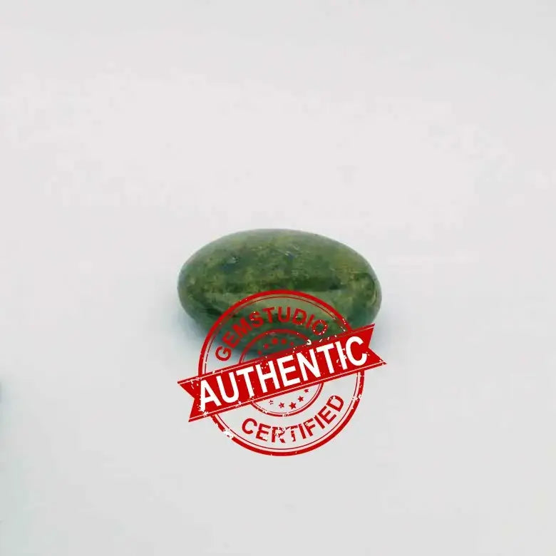 Vessonite Healing Crystal Palm Stone – Pandit.com